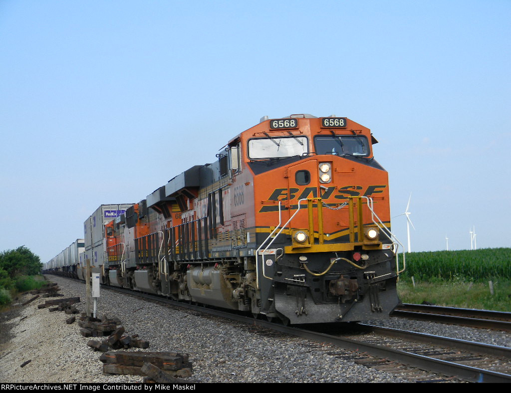 BNSF 6568